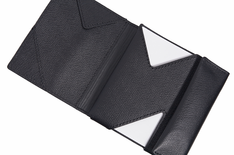 薄い財布 abrAsus｜ソースネクスト