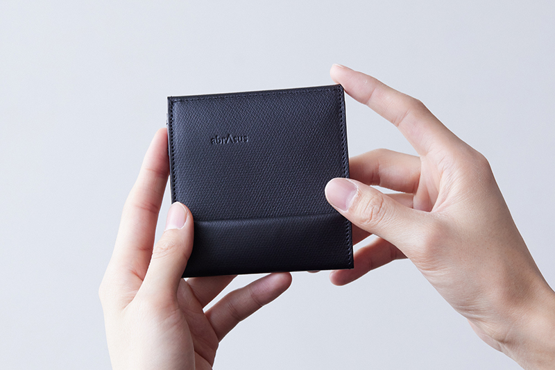 薄い財布 abrAsus｜ソースネクスト