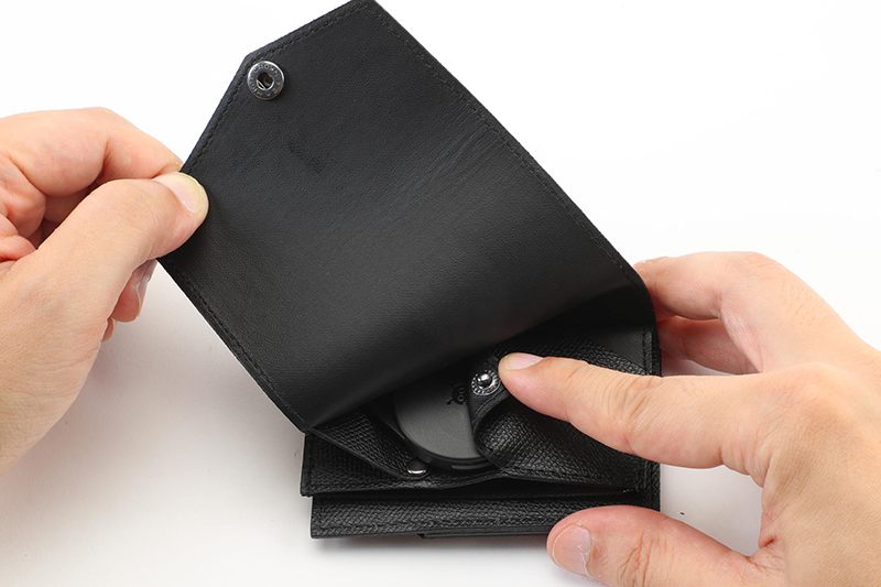 スマートタグも入る小さい財布 abrAsus｜ソースネクスト